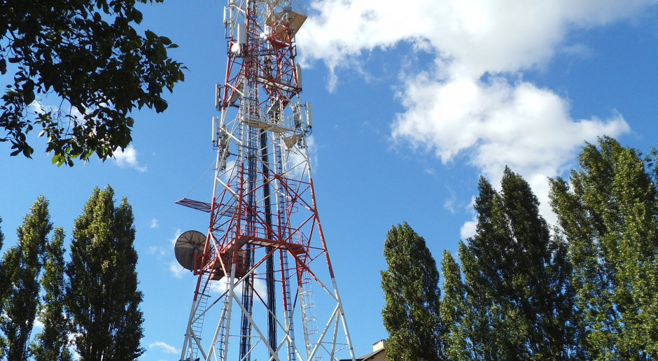 Emitel pomaga w odbudowie transmisji telewizyjnych i radiowych w Ukrainie