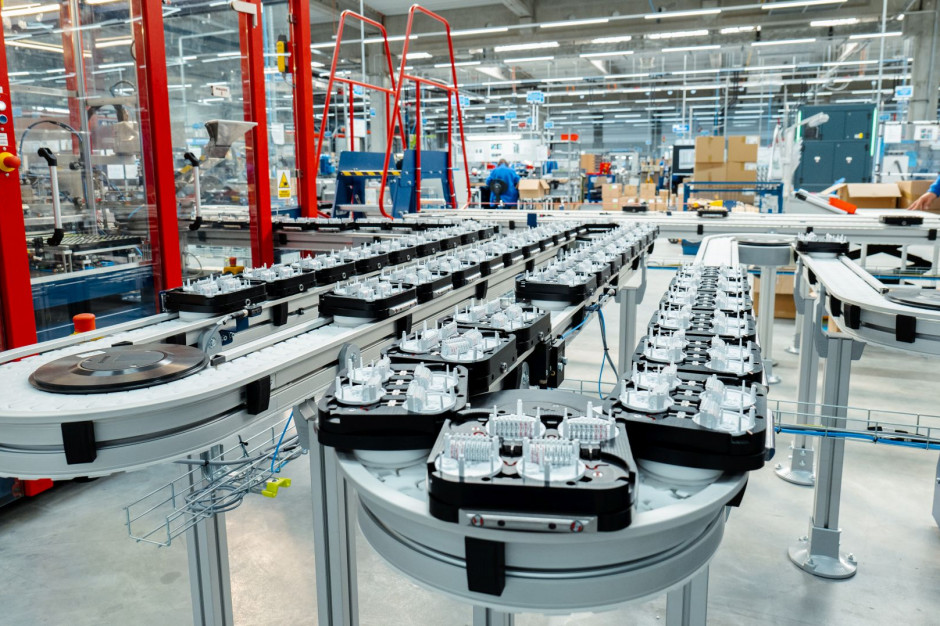 Apator po III kwartałach ze spadkiem zysku przy wzroście sprzedaży