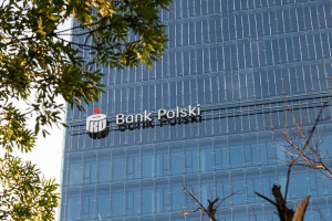 Czołowa polska spółka budowlana z niewielkim spadkiem zysku. Mocno ...