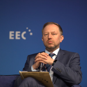 Prezes UKE: w 2025 r. rynek telekomunikacyjny był wart 46 mld zł