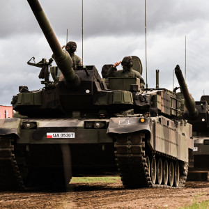 Warmińsko-mazurskie: Zablokowana S7 w Waplewie; auto wjechało w barierki